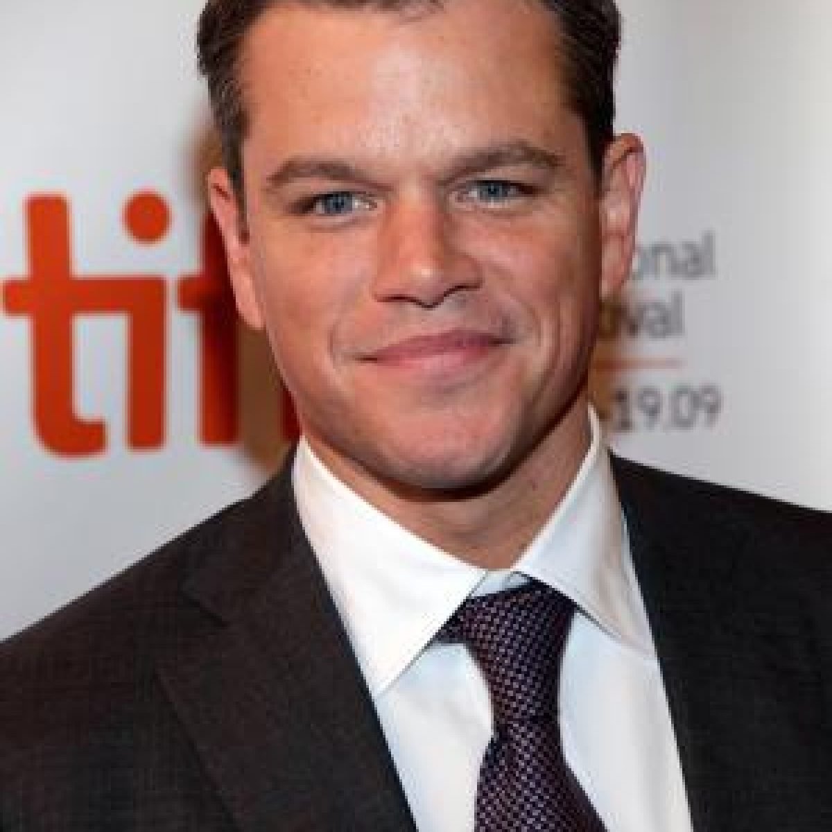 รายการ 98+ ภาพพื้นหลัง แมทเดม่อน สวยมาก